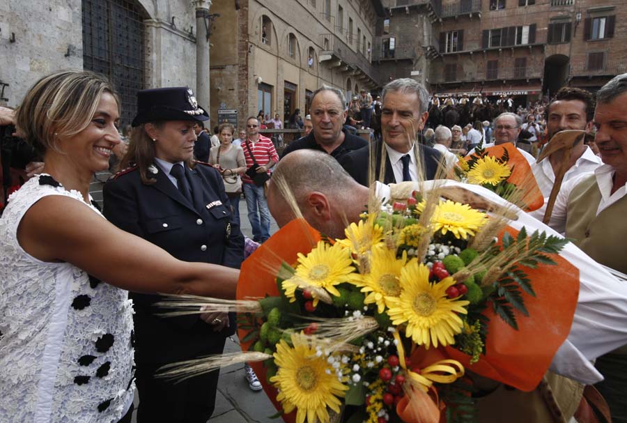 Tutte le foto della TRANSUMANZA - Siena News
